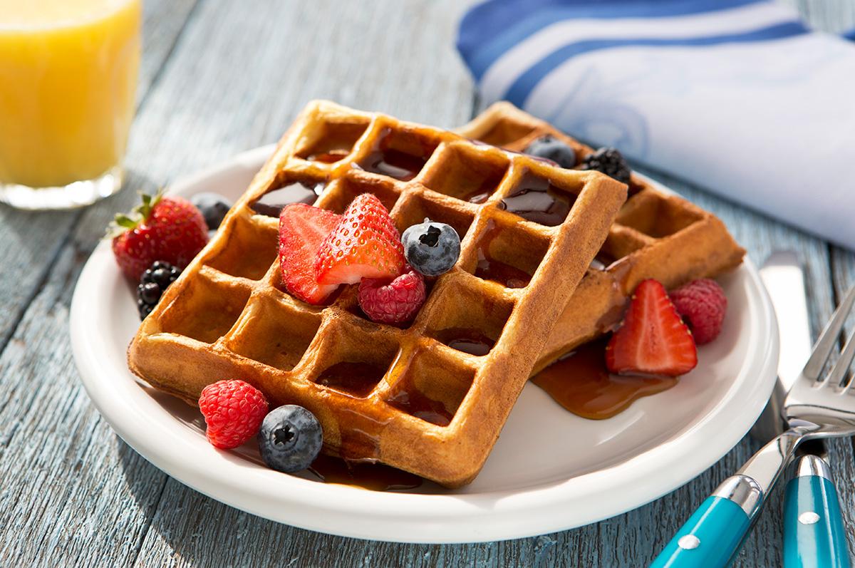 Farm House Waffles with Raspberries – Walden Farms